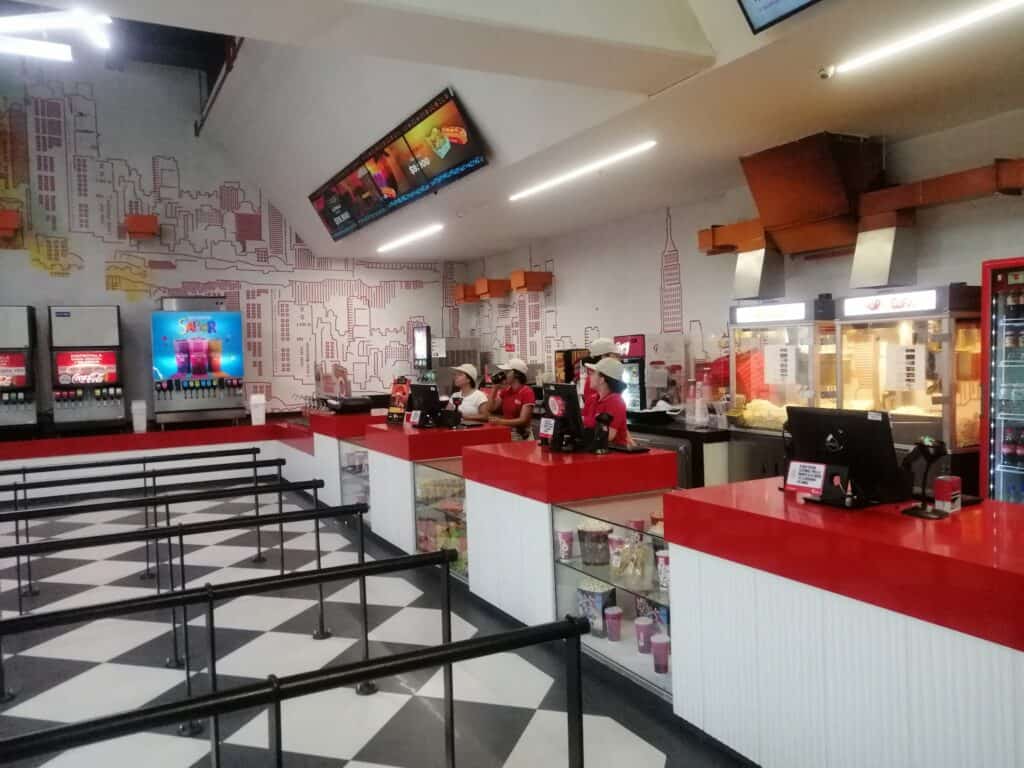 Cinemas Procinal - Centro Comercial Aventura - Cinema, Lugares ...